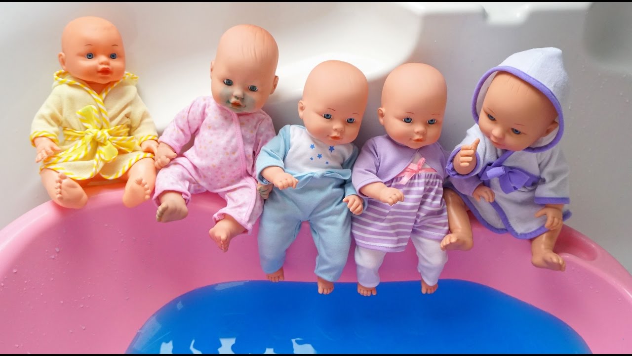 5 Baby Jumping on water Pool - Born Baby Swim Jumping Nursery Rhymes ...