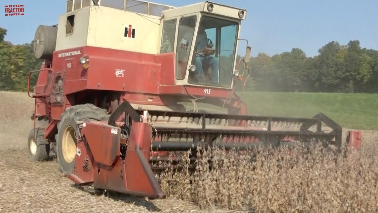INTERNATIONAL 915 Combine - YouTube