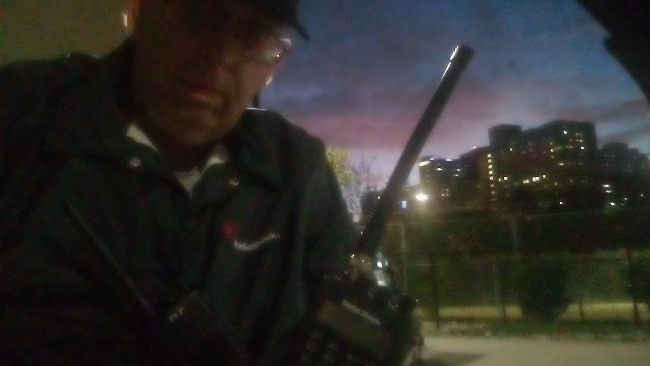 RadioShack HTX202 - YouTube