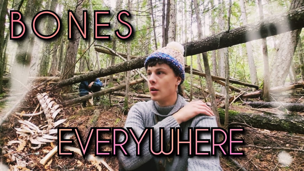 MOUNTAIN OF BONES! - Exploring Corpse Corner - YouTube