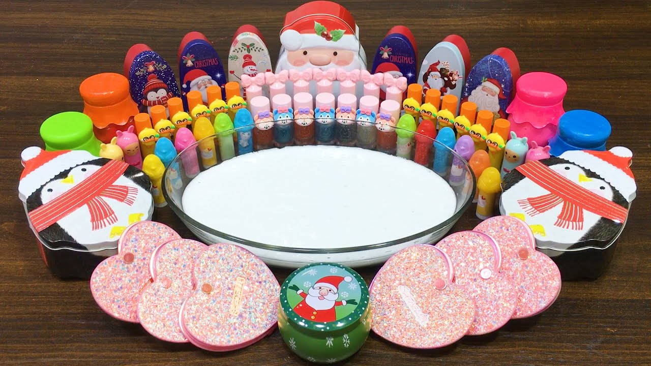MERRY CHRISTMAS SLIME!!! Mxing Random Things into GLOSSY Slime ...
