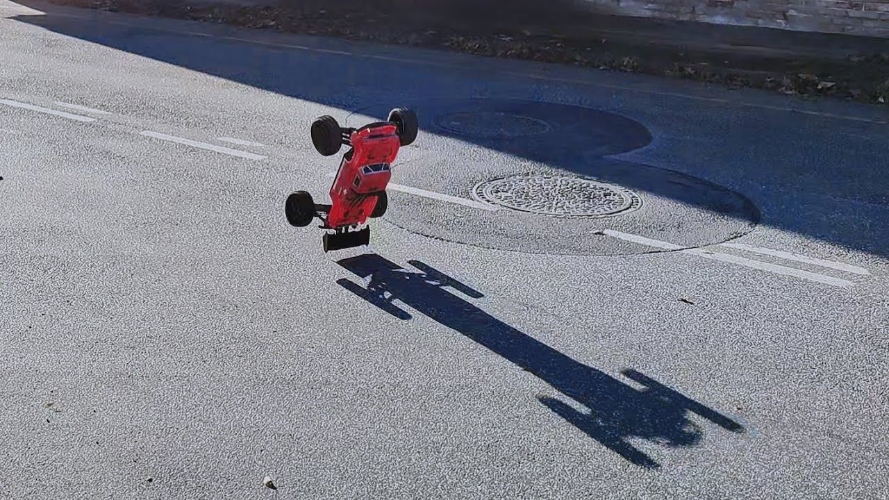 Backflip machine, what a beast that Arrma Talion TaliCast Monster X 🤘💪😁 ...