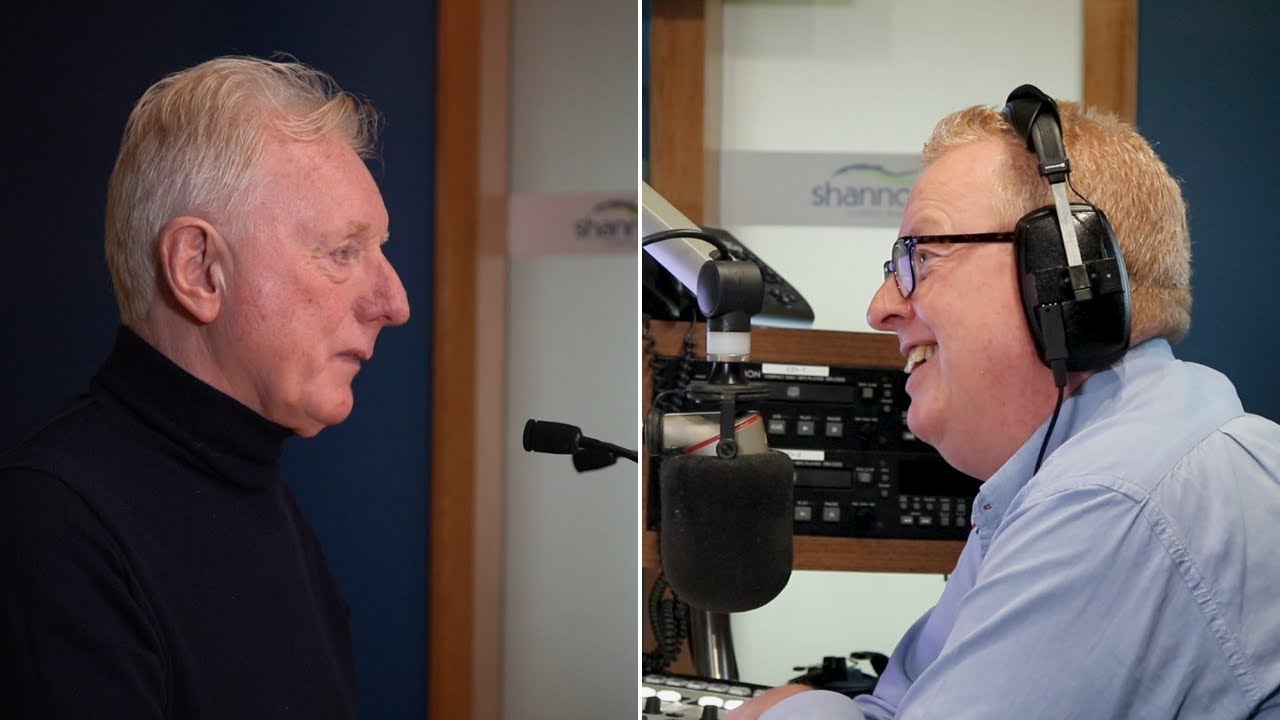 Johnny Carroll LIVE in studio with Joe Finnegan - YouTube