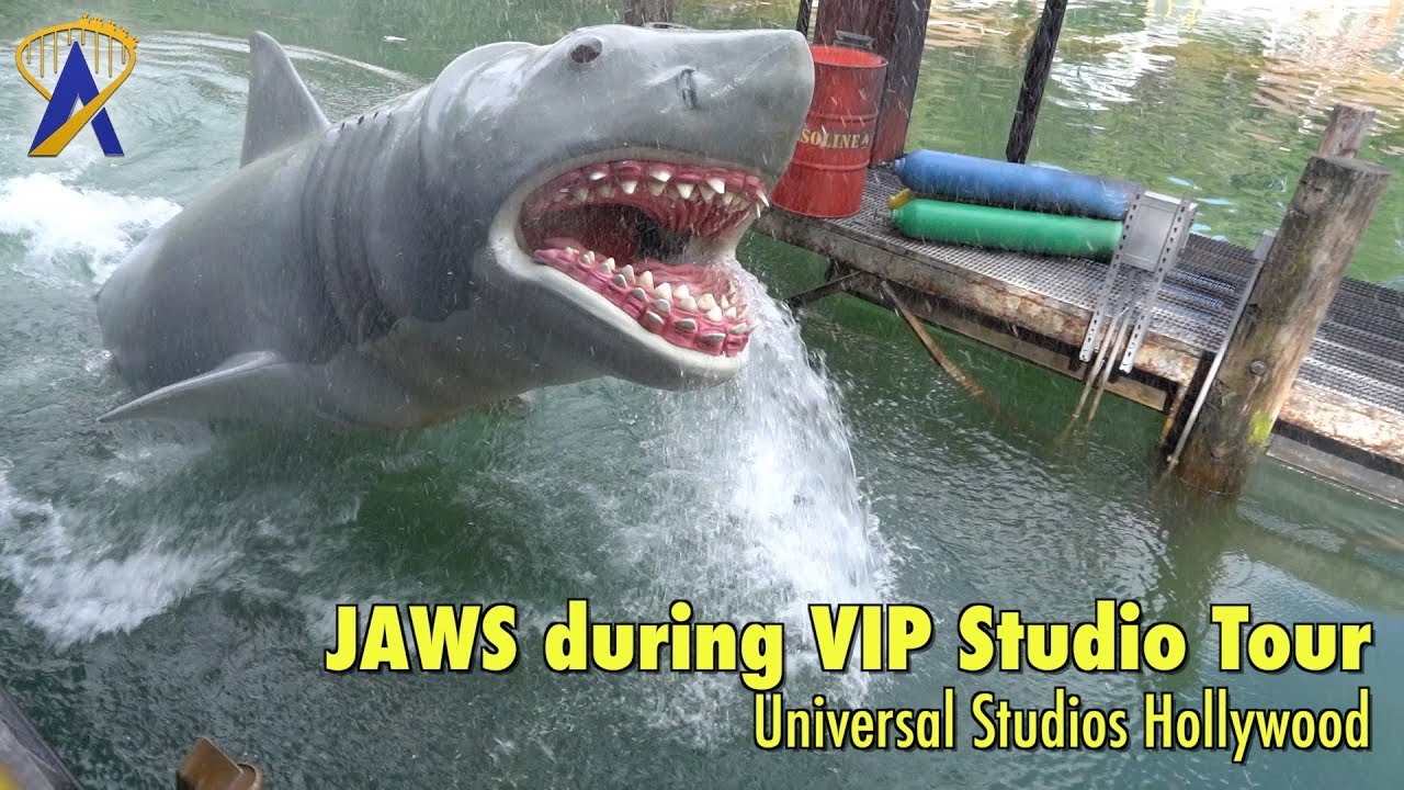 JAWS scene during VIP Experience Studio Tour at Universal Studios Hollywood - YouTube