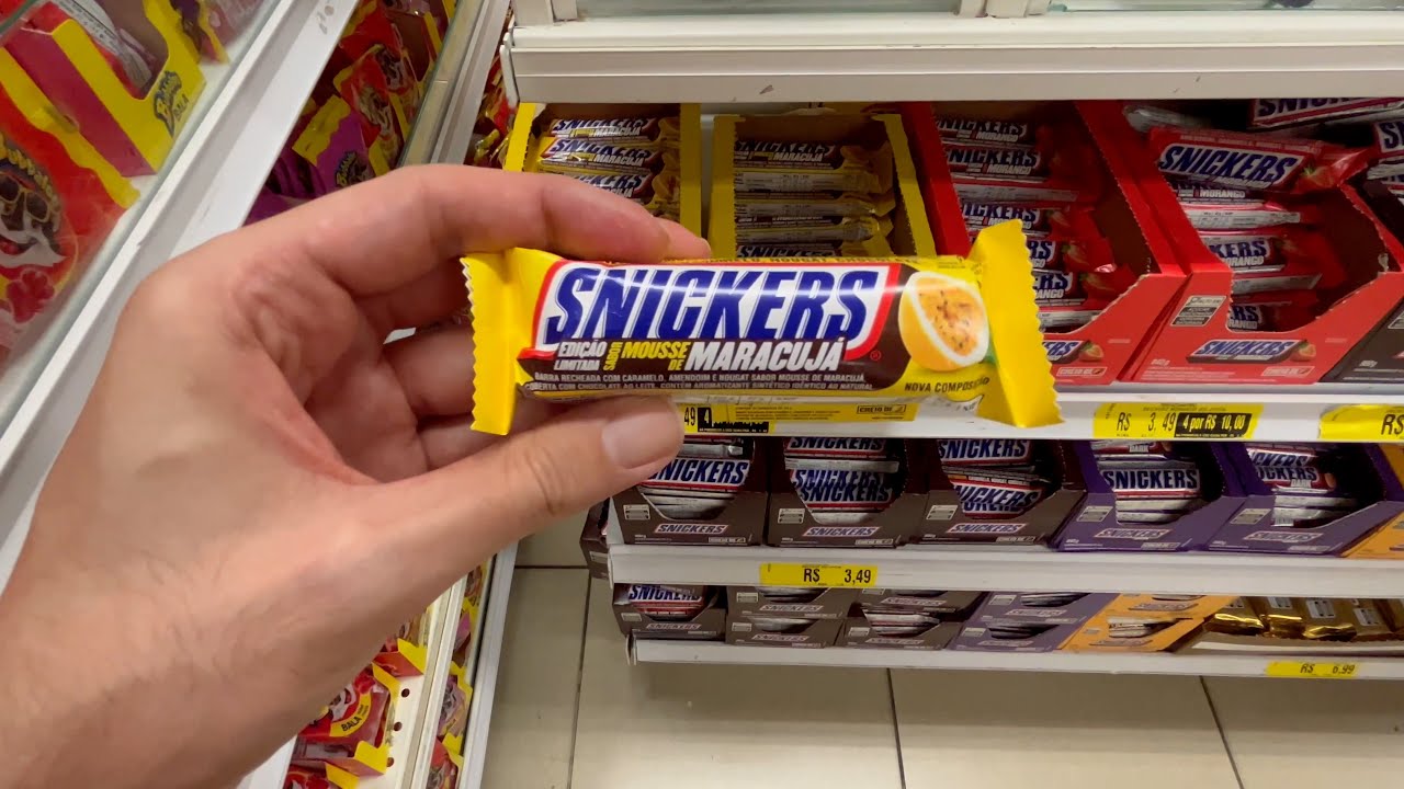Trying EXCLUSIVE and LIMITED EDITION SNACKS from a BRAZILIAN STORE ...