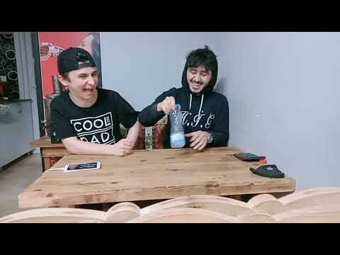 ŞİŞE ÇEVİRMECE OYNADIK! (YASİN ŞİŞEYE OTURDU)