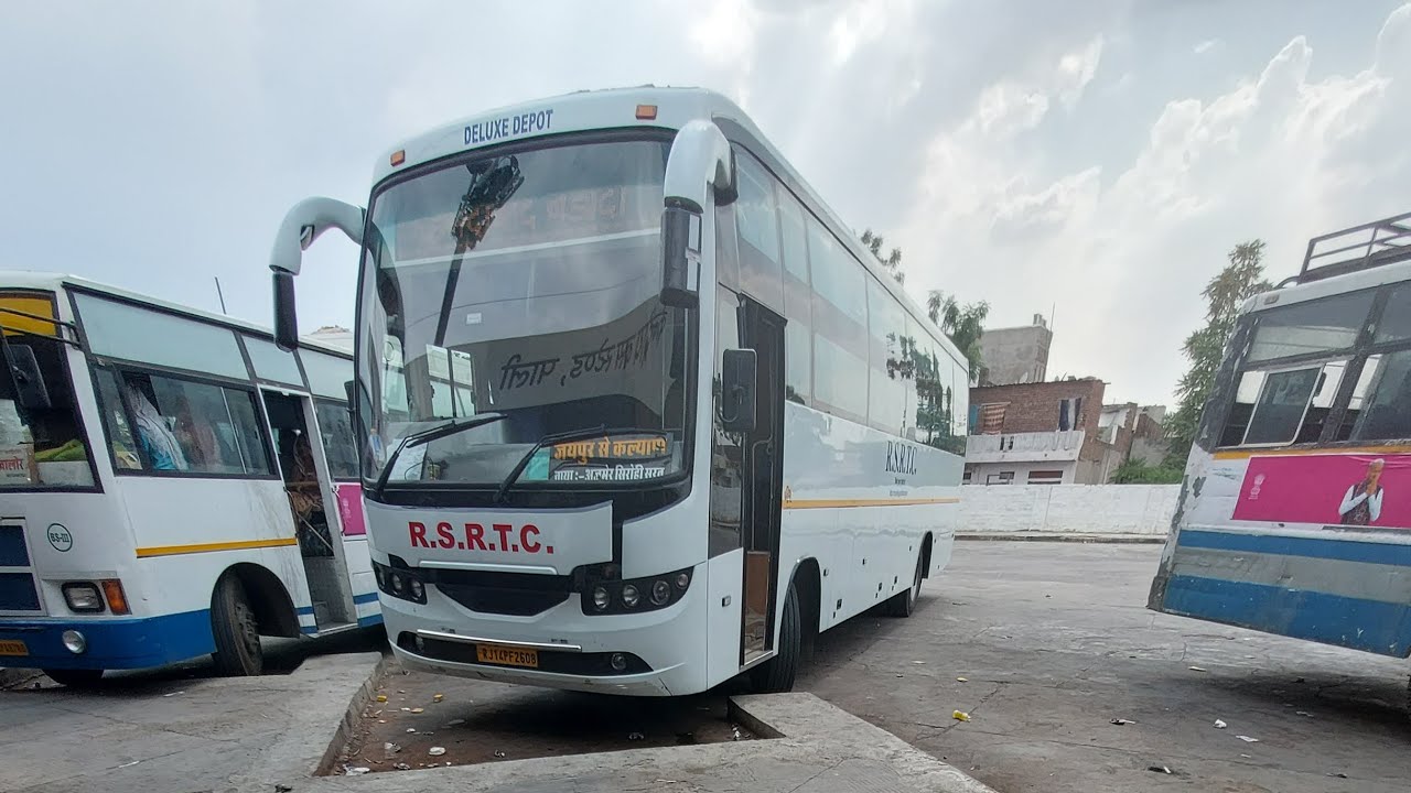 RSRTC AC BUS JAIPUR TO SURAT VIA ABU ROAD - YouTube