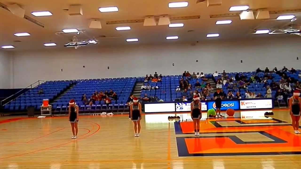 Snow College Cheerleaders Christmas dance 2012 - YouTube