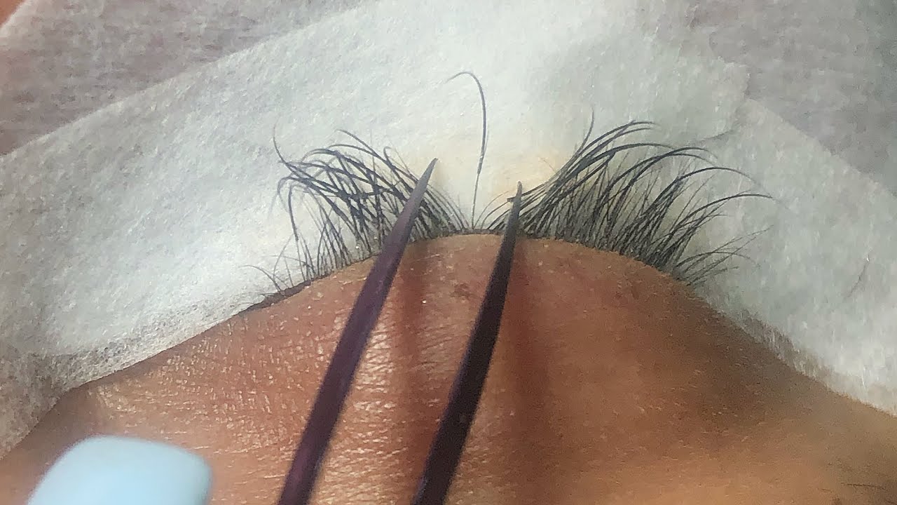 THE LASH SERIES: CLASSIC EYELASH EXTENSION FILL | MAURA BEAUTY - YouTube