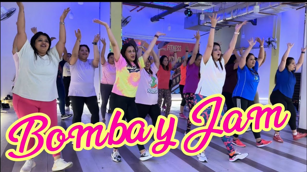 Bollywood Dance Fitness | Bombay Jam | Cardio Toning | Urvi Trehan #bombayjam #urvitrehan - YouTube