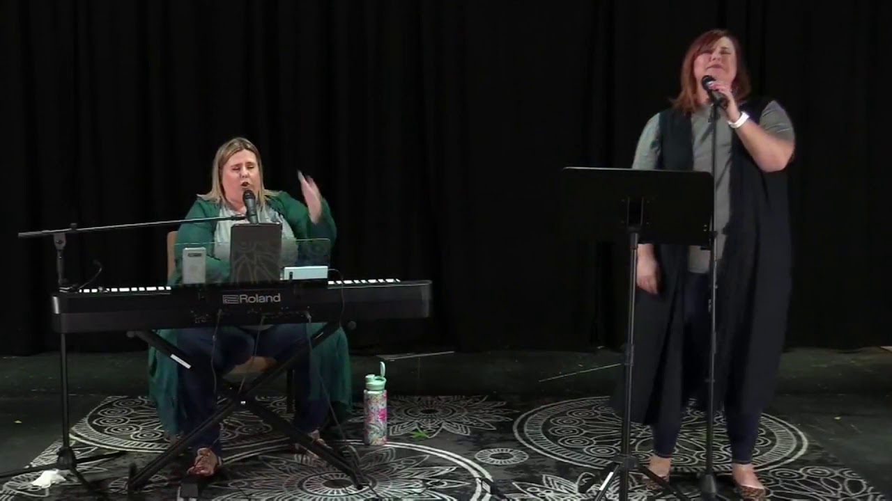 The Table Louisa Kentucky Graves Into Gardens MK II - YouTube