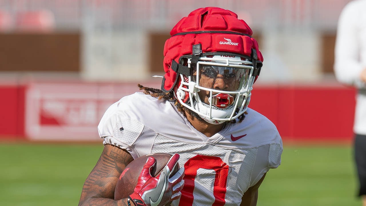 Democrat-Gazette's Tom Murphy looking at Razorbacks before open ...