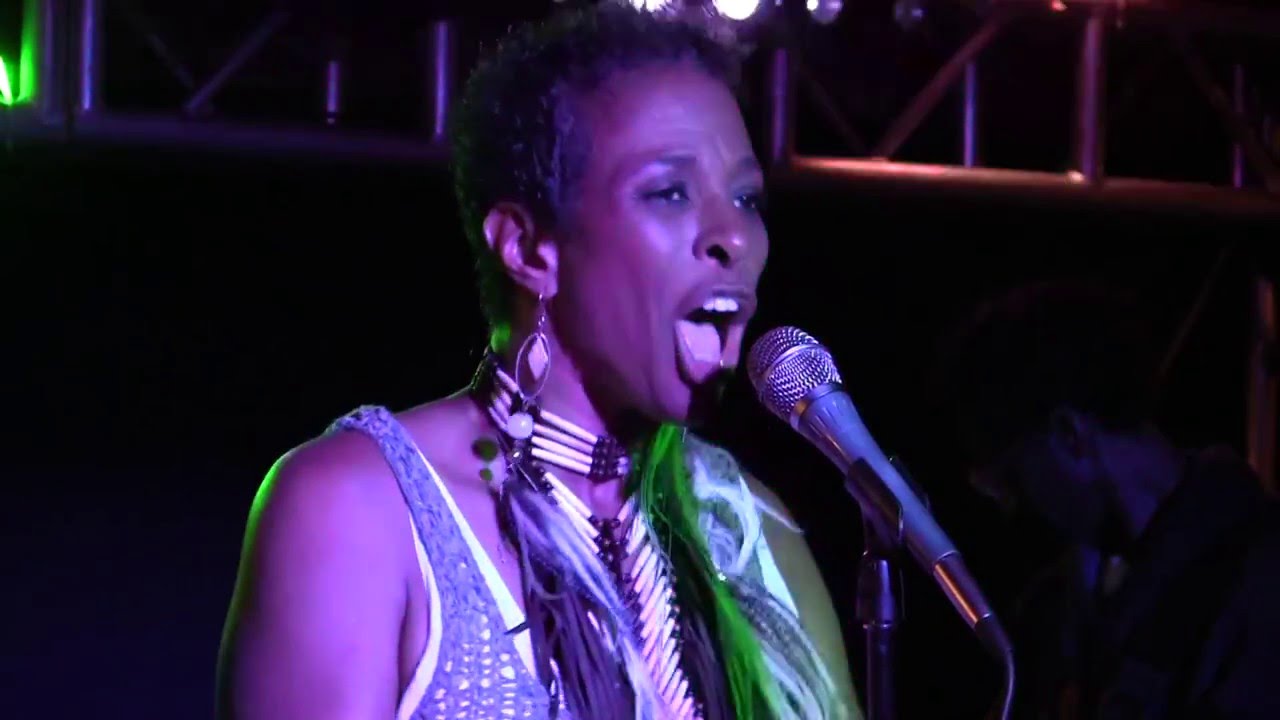 The Rock Jam (13:24) - YouTube