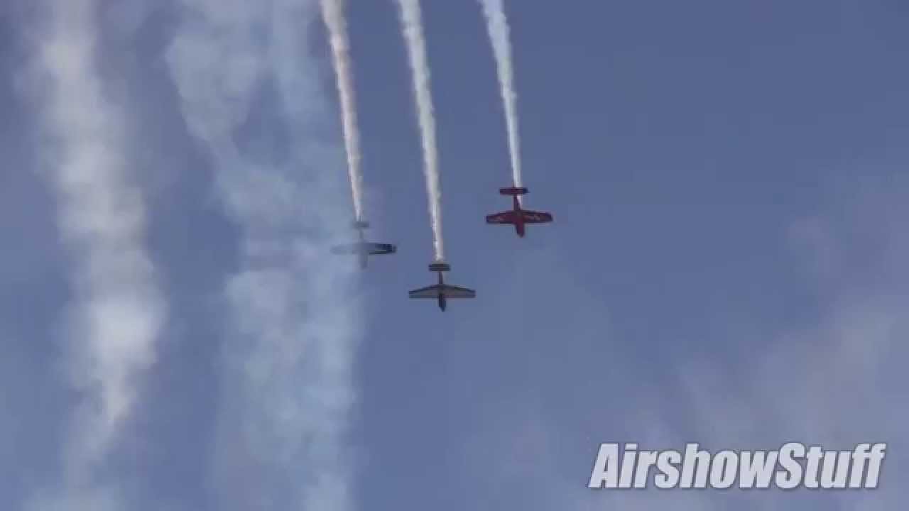 4ce Aerobatic Team - Formation Loop - YouTube