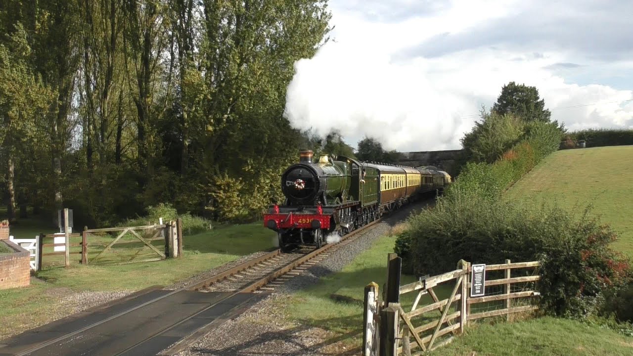 4930 Hagley Hall hauls its first passenger trains on the Severn Valley ...