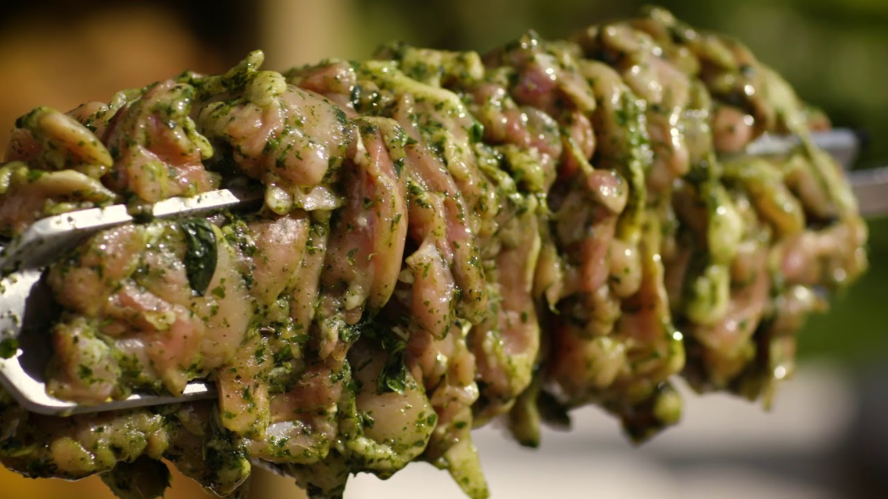 Chicken Kontosouvli on the HUB™ - YouTube