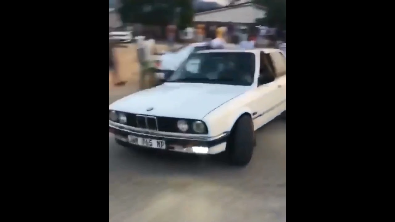 SAM SAM SPINNING HIS CLEAN 325i 🙏🏻🥵😍 - YouTube