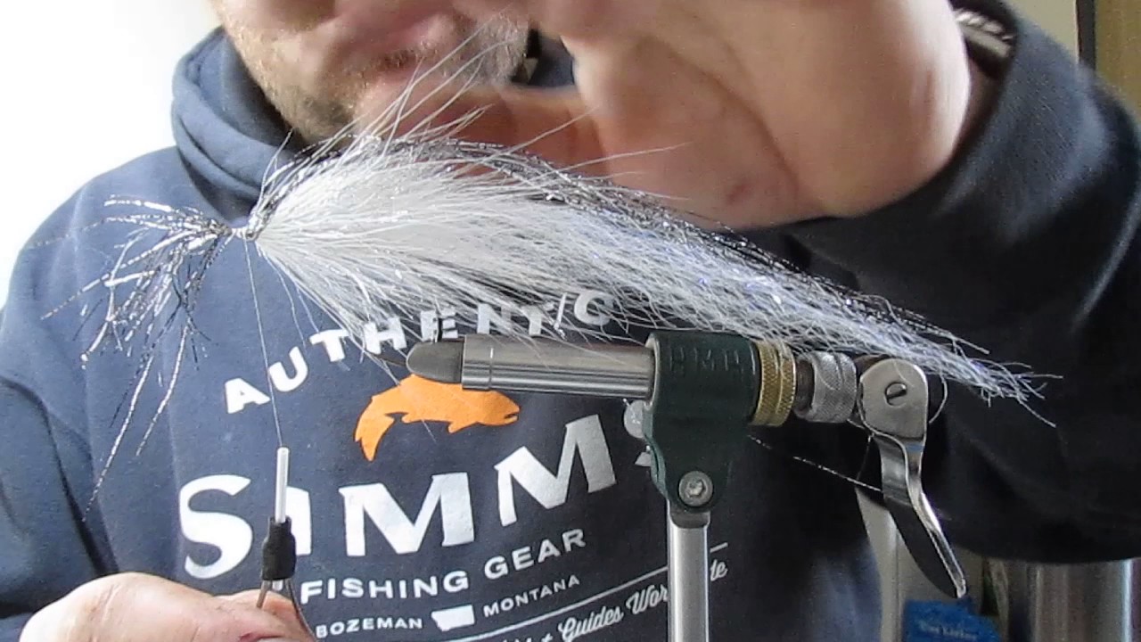 Fly tying mackerel pike fly - YouTube