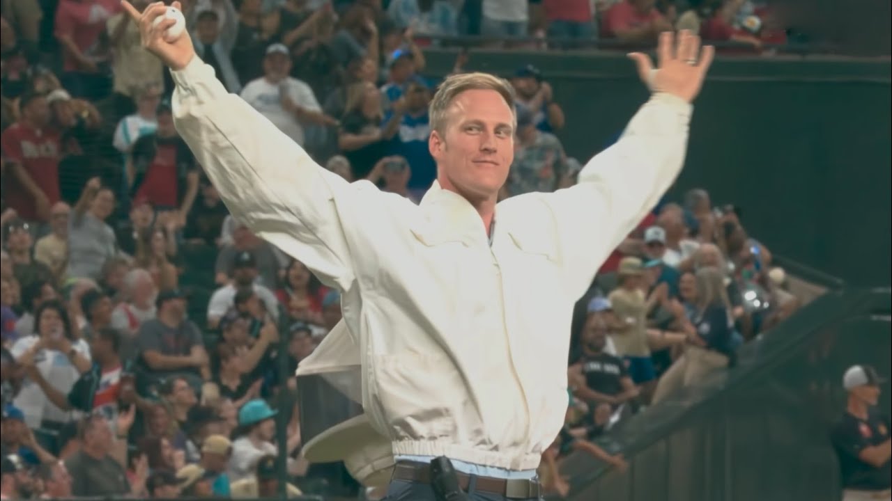 Matt Hilton, the Beekeeper, Saves the Dodgers vs D-Backs Game from ...