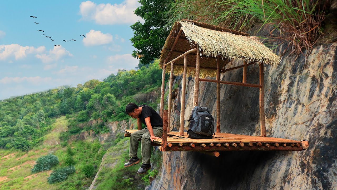Survival Challenge: Constructing a Cliffside Treehouse Solo (Part1 ...