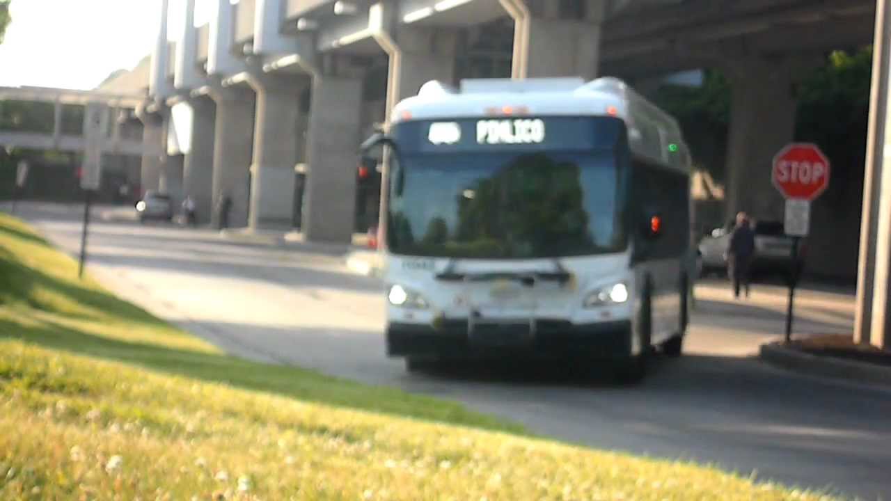 MTA Maryland: Buses operating shuttle service during the 2012 Preakness ...