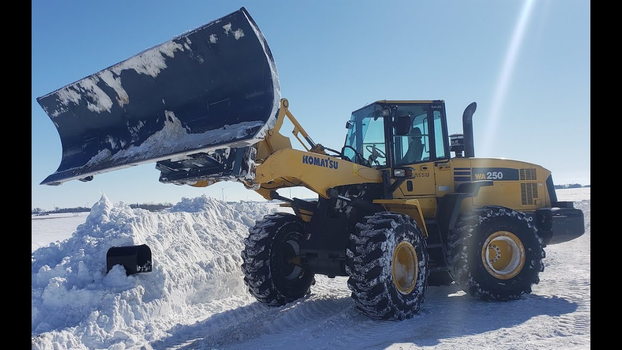 Payloader with 12ft Blade Clearing Snow #rzr #livetoride - YouTube