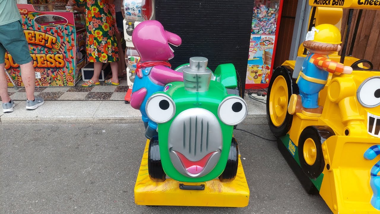 2000s Jolly Roger Barney Tractor Kiddie Ride - YouTube