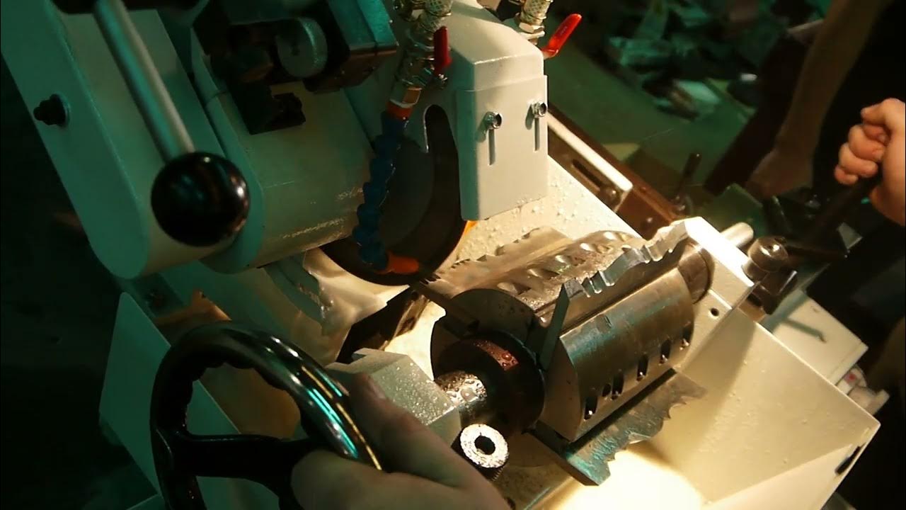 JF-330 仿形專用磨刀機 (PROFILE GRINDER MACHINE) - YouTube
