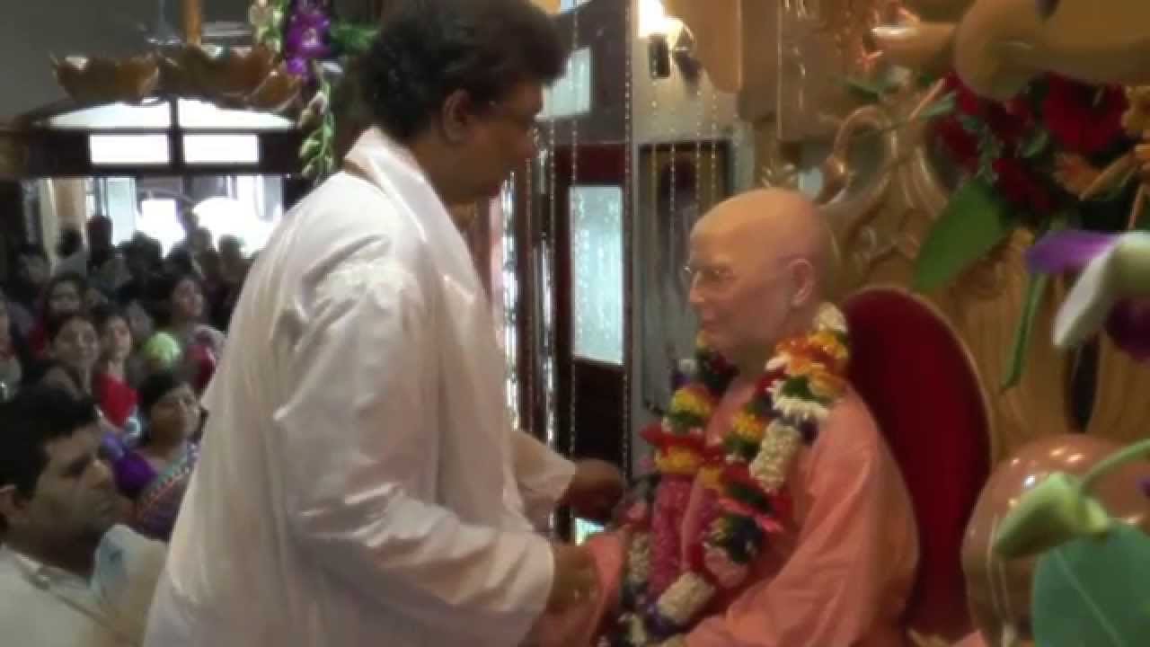 First Deity of Swami Bhaktipada by Madhusudan Bapu - YouTube