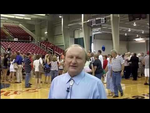 Chuck Purgason Welcomes Home 1138th MP Battalion - YouTube