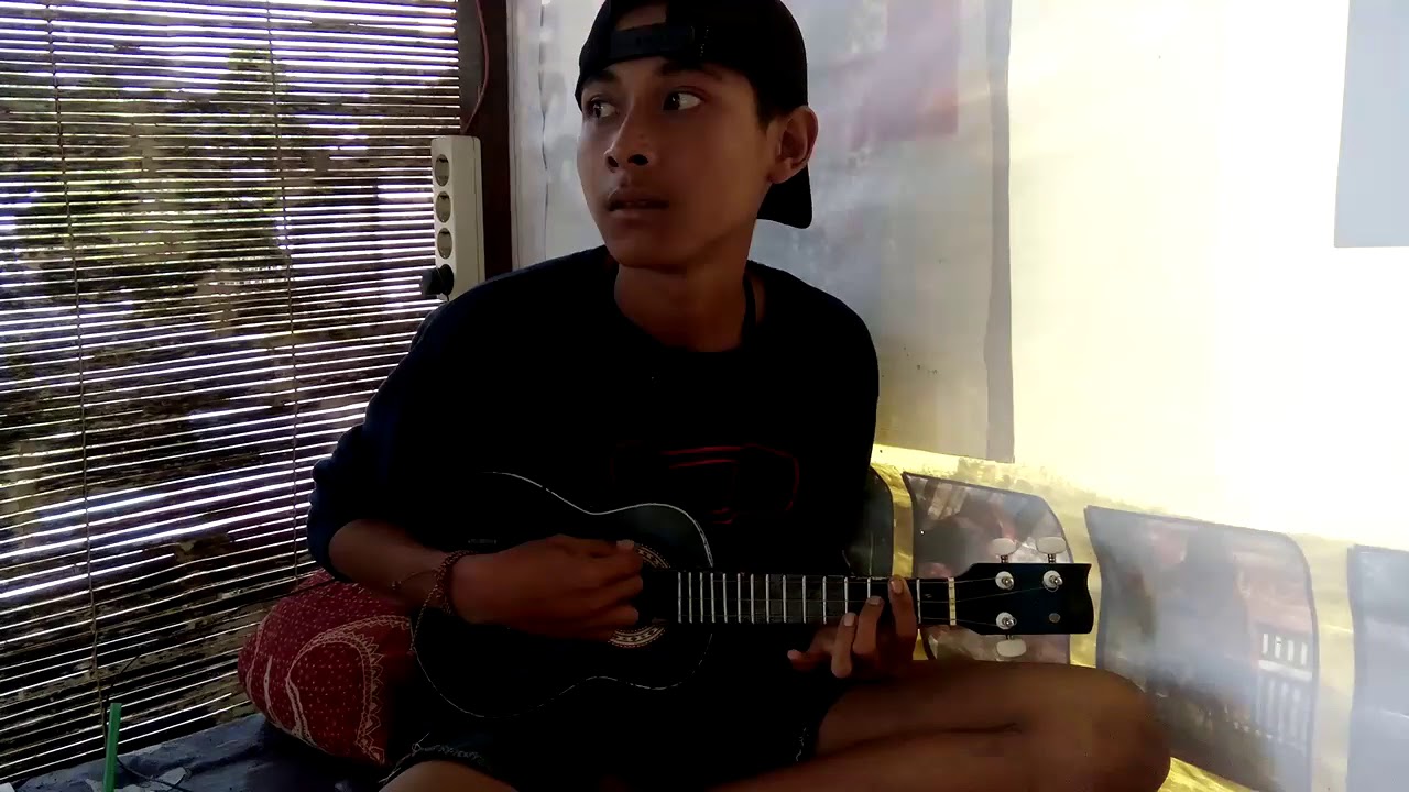 Untuk mu yang di sana clover Bocil punk striit - YouTube