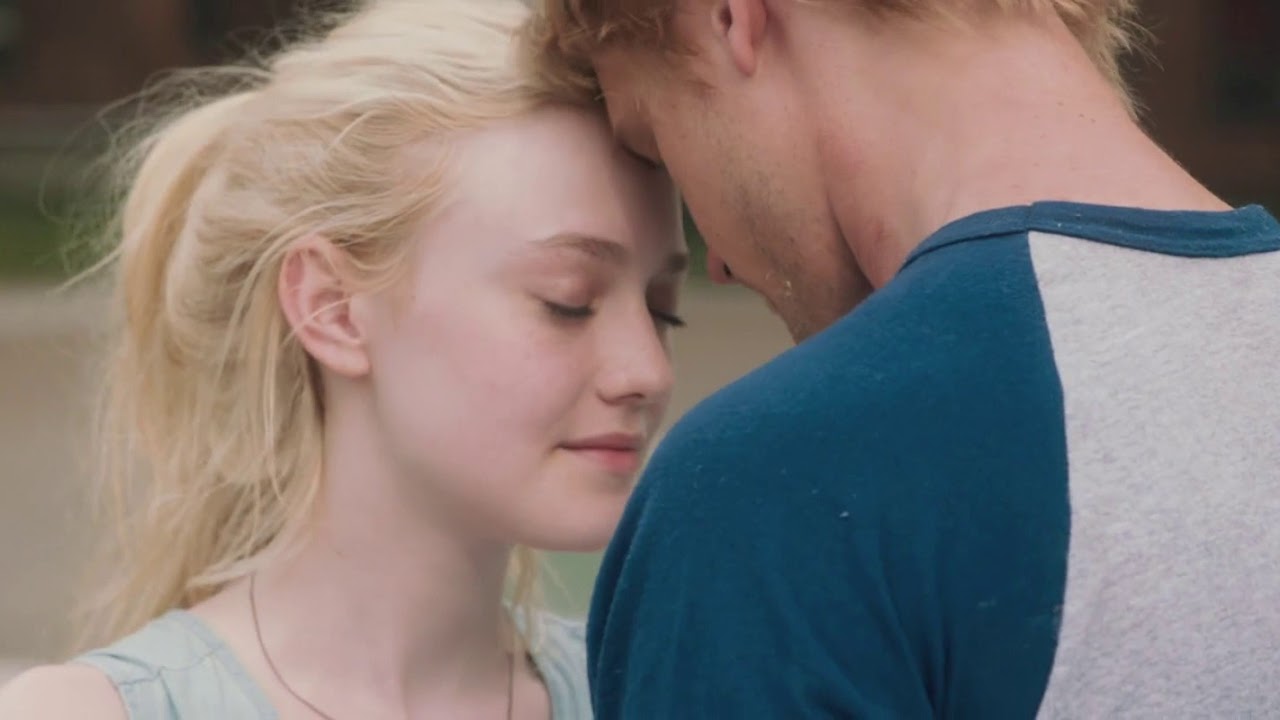 Very Good Girls - David & Lilly - YouTube