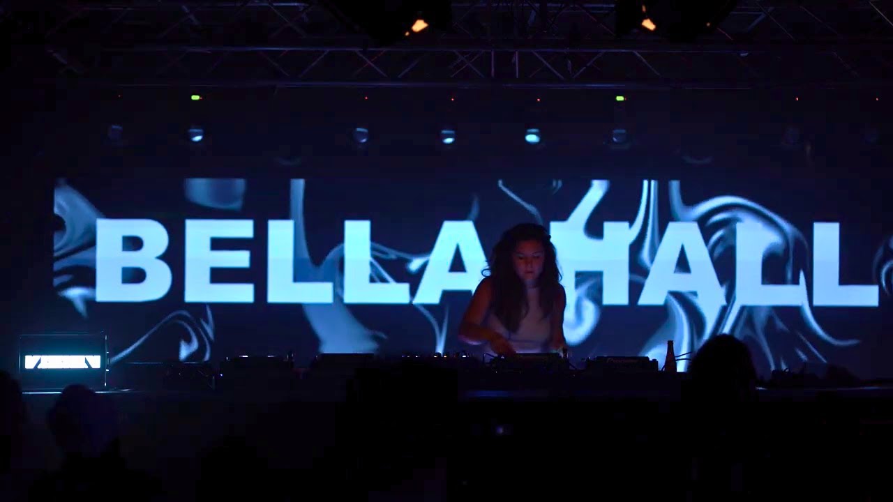Bella Hall - Recorded live at VISION // Simplon (14.10.2023) - YouTube