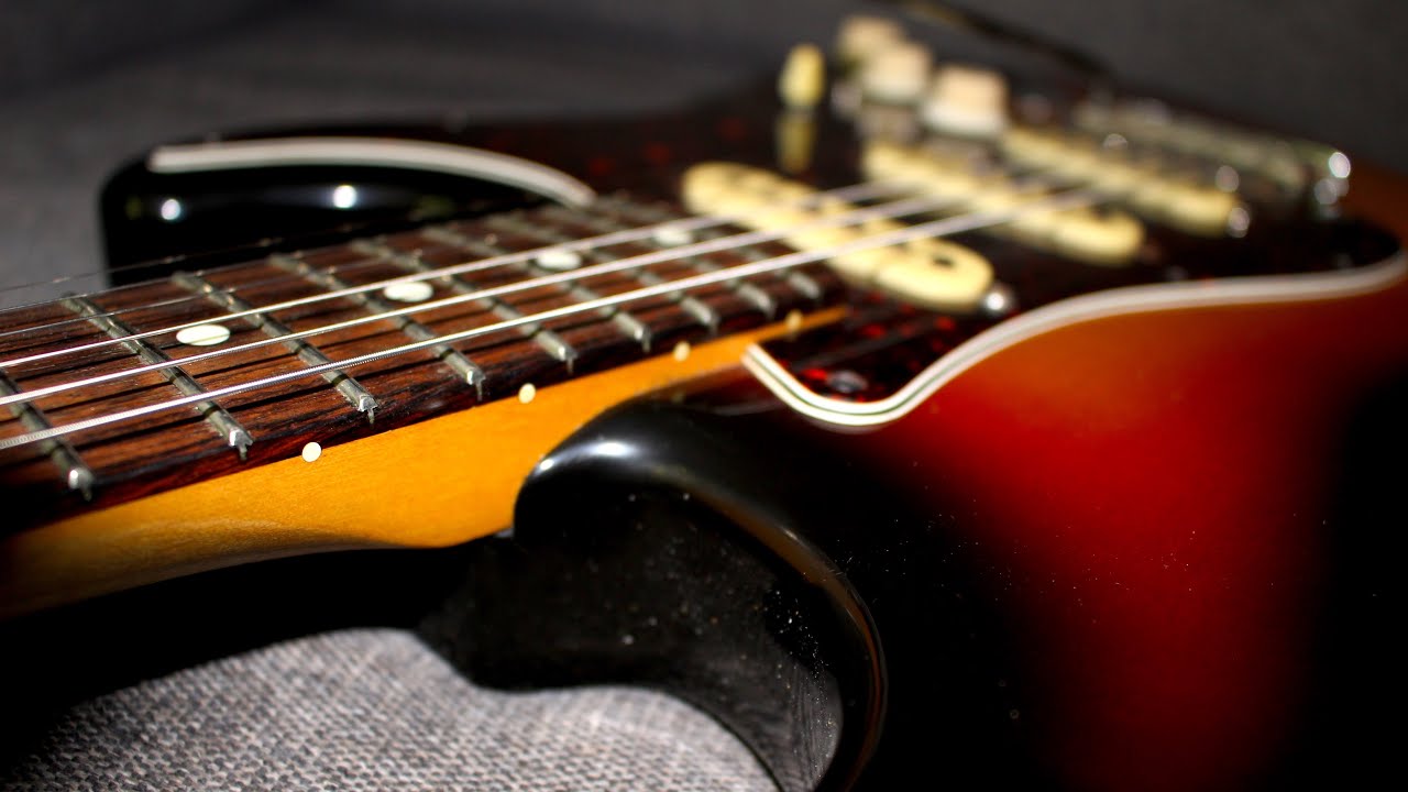 Straight Groove Minor Blues Backing Track in Am - YouTube