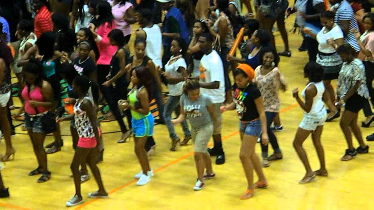 FAMU Welcome Week 2K11 Earthquake - YouTube