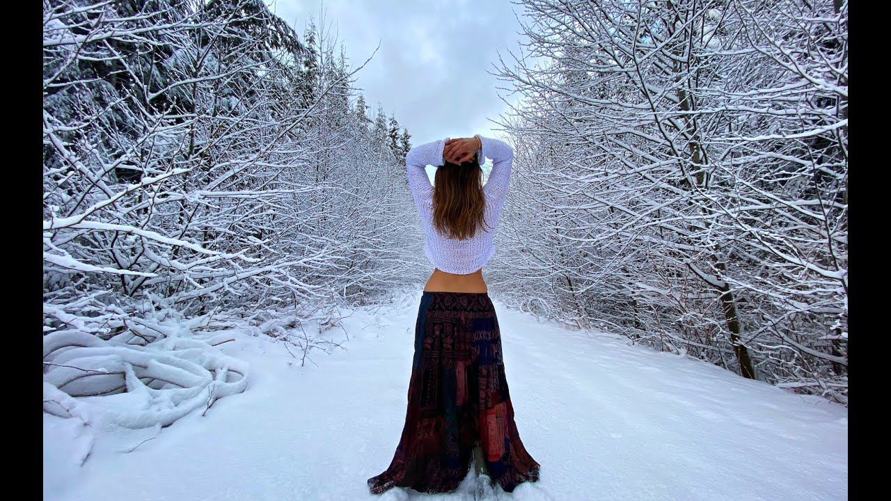 ALONE & OFF GRID | A day in my life - YouTube