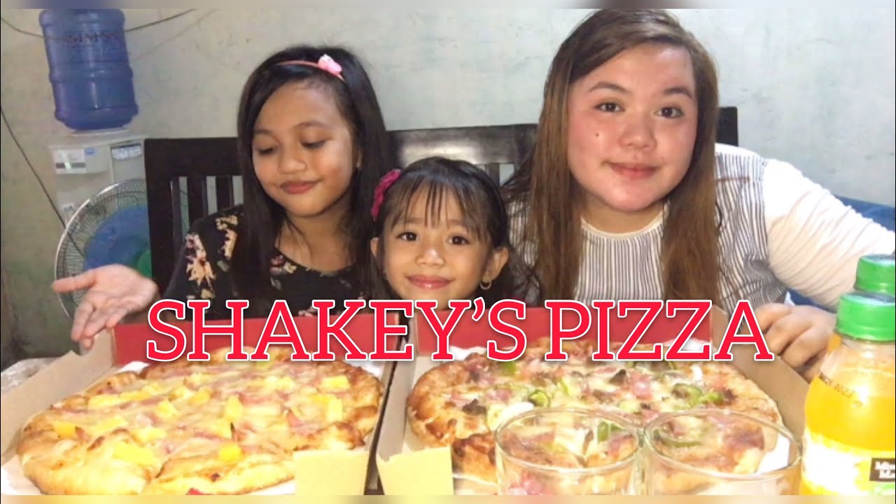 SHAKEY’S PIZZA (HAWAIIAN AND MANAGER’S CHOICE) | PHILLIPINES - YouTube