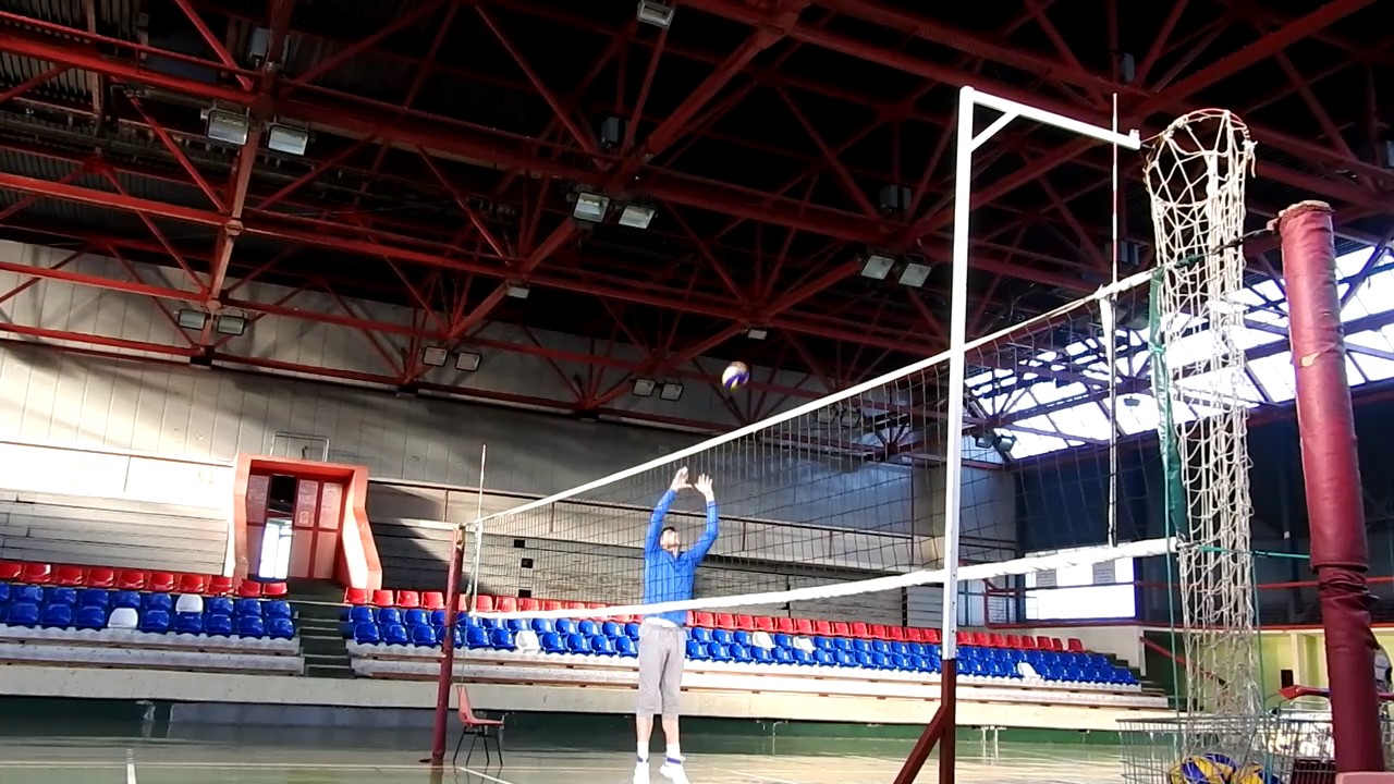 Nikola Zivanovic volleyball training setting in 4 - YouTube