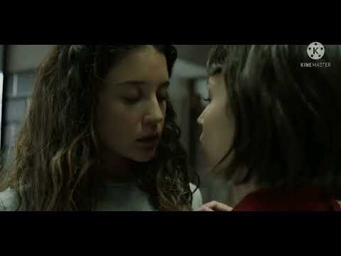 MONEY HEIST TOKYO AND ALISON PARKER 💋 KISSING SCENE