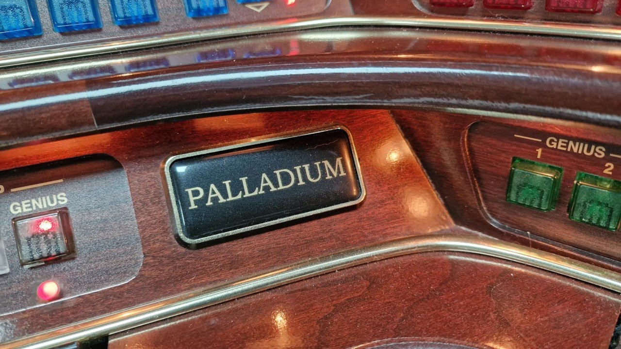 Lowrey Palladium : Allens Music Centre - YouTube