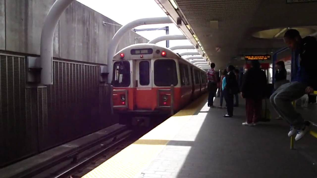 Orange Line (Subway) in Boston HD - YouTube