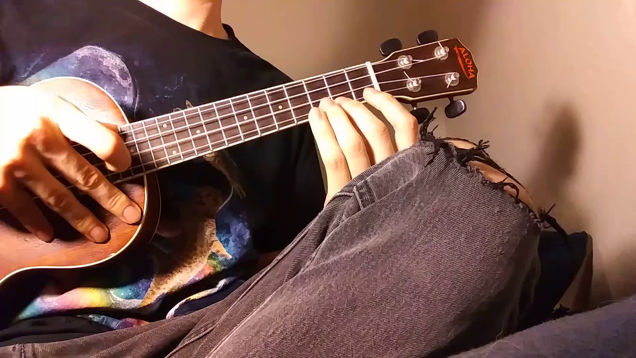 Call of Duty: Black Ops Zombies Theme, but it's a bad ukulele cover ...