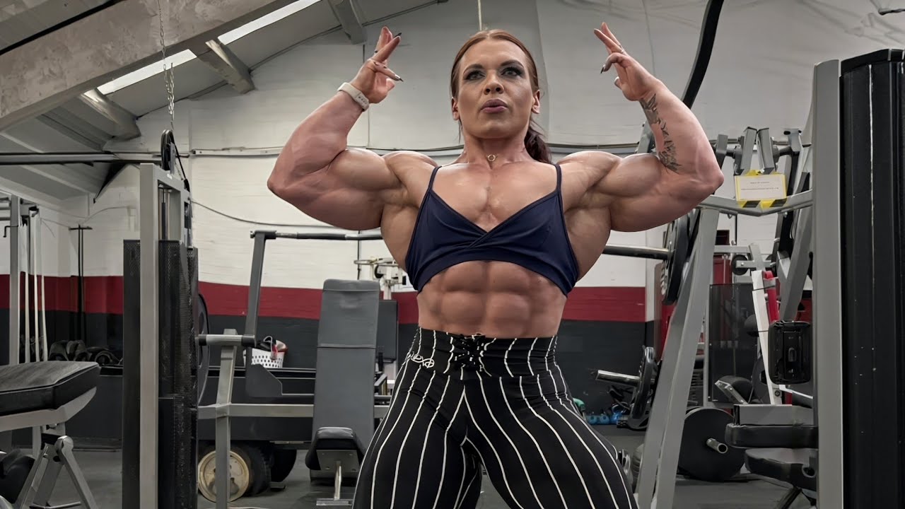 Inese Jaunpaule Baltic MUSCLE Queen Female bodybuilder - YouTube