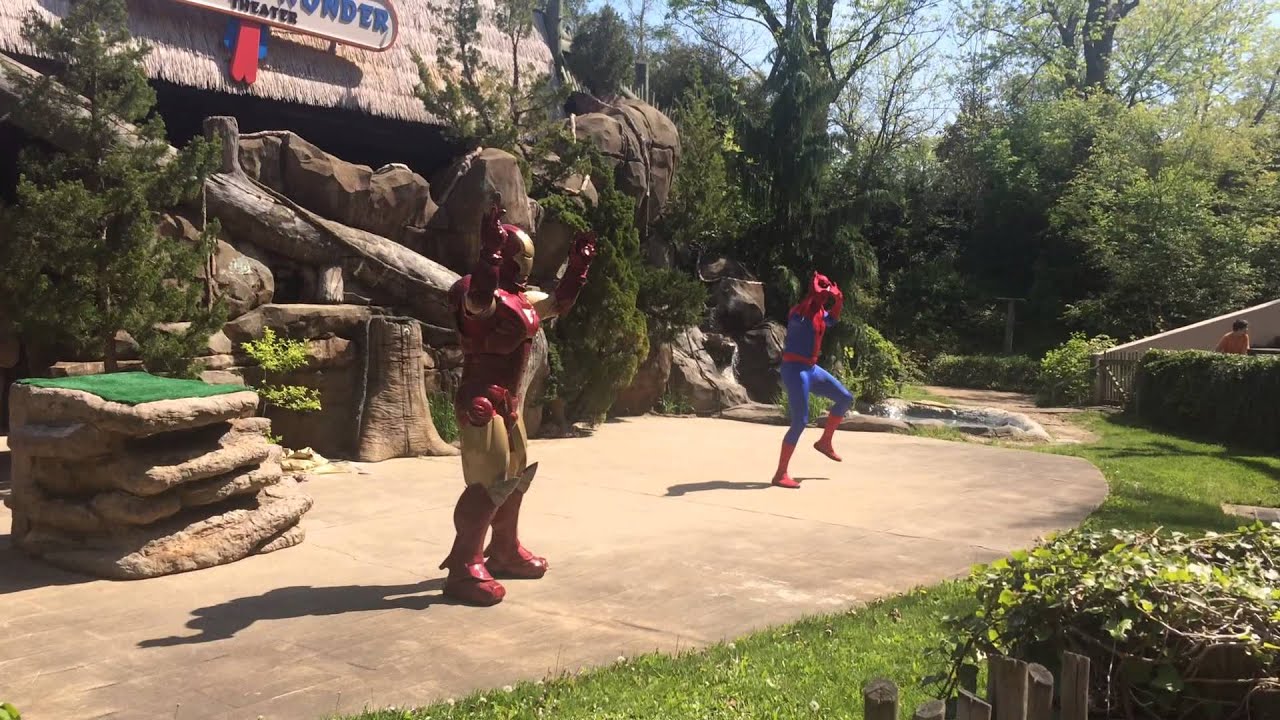 Spiderman Dance at Cincy Zoo 2015 - YouTube