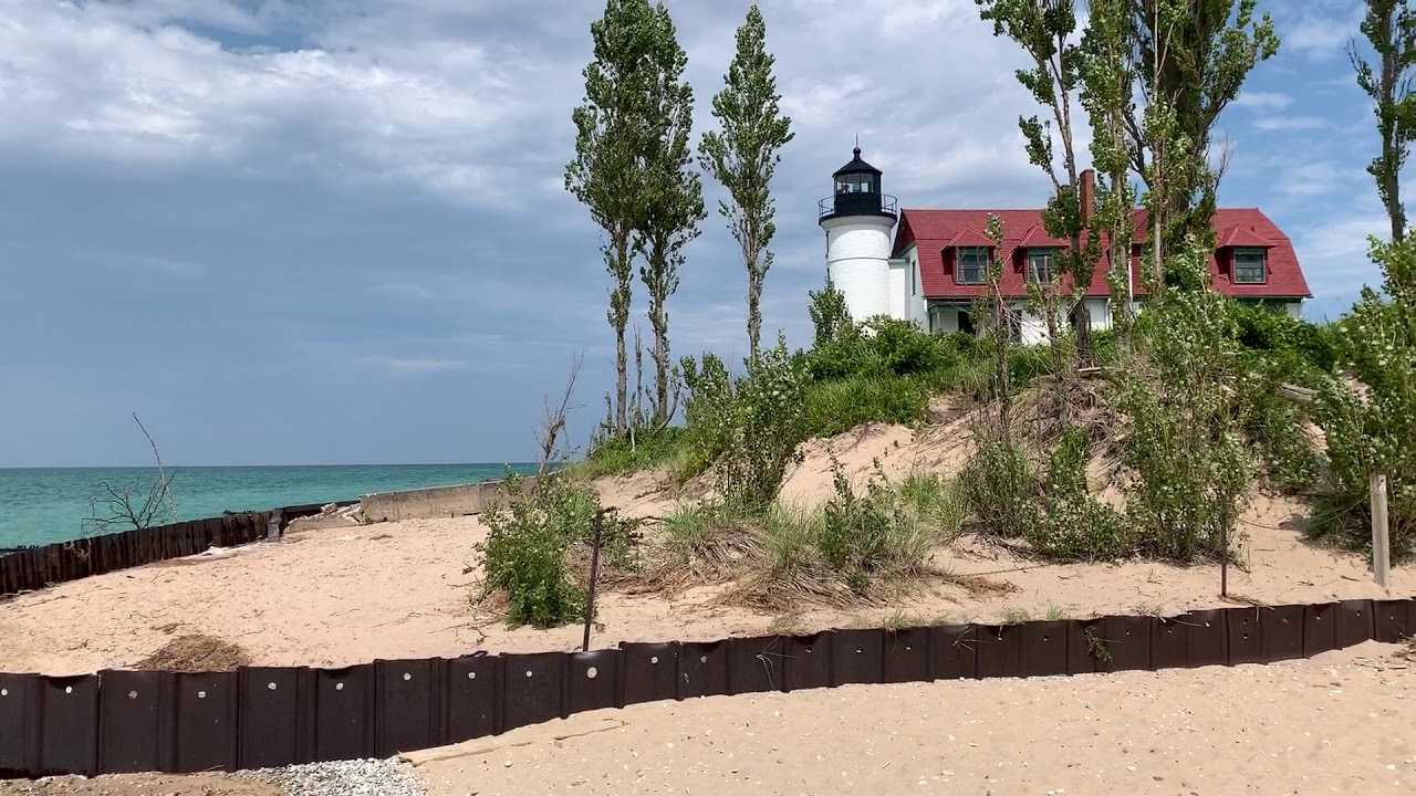 Point Betsie Lighthouse - YouTube