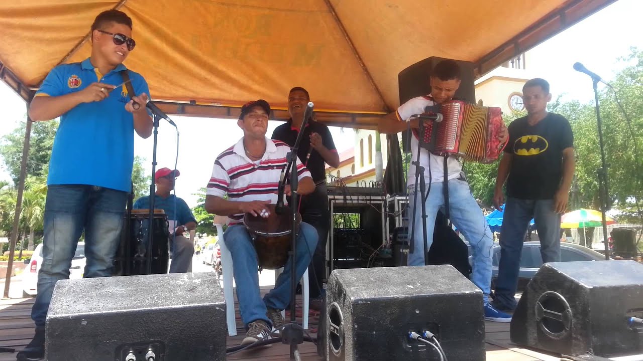 Edwin Aviles Ritmo de Merengue Festival Bolivarense - YouTube