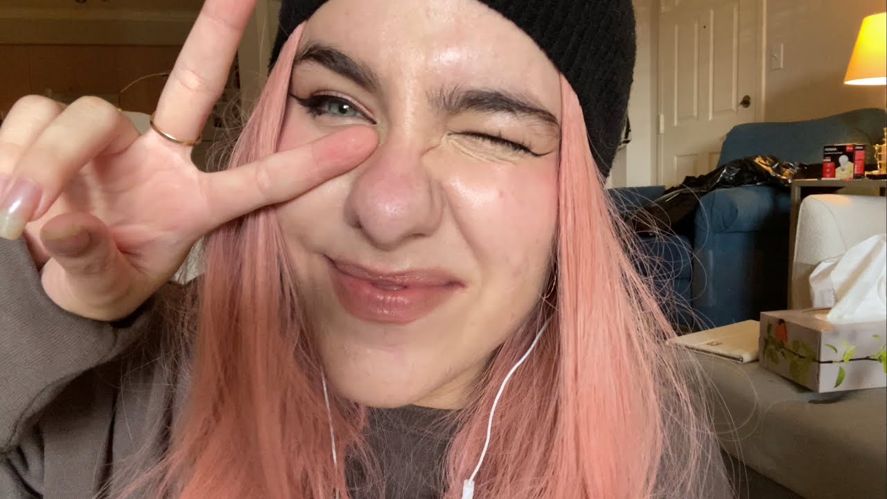 ASMR E GIRL DOES YOUR MAKEUP FAST [ 3 minute asmr] - YouTube