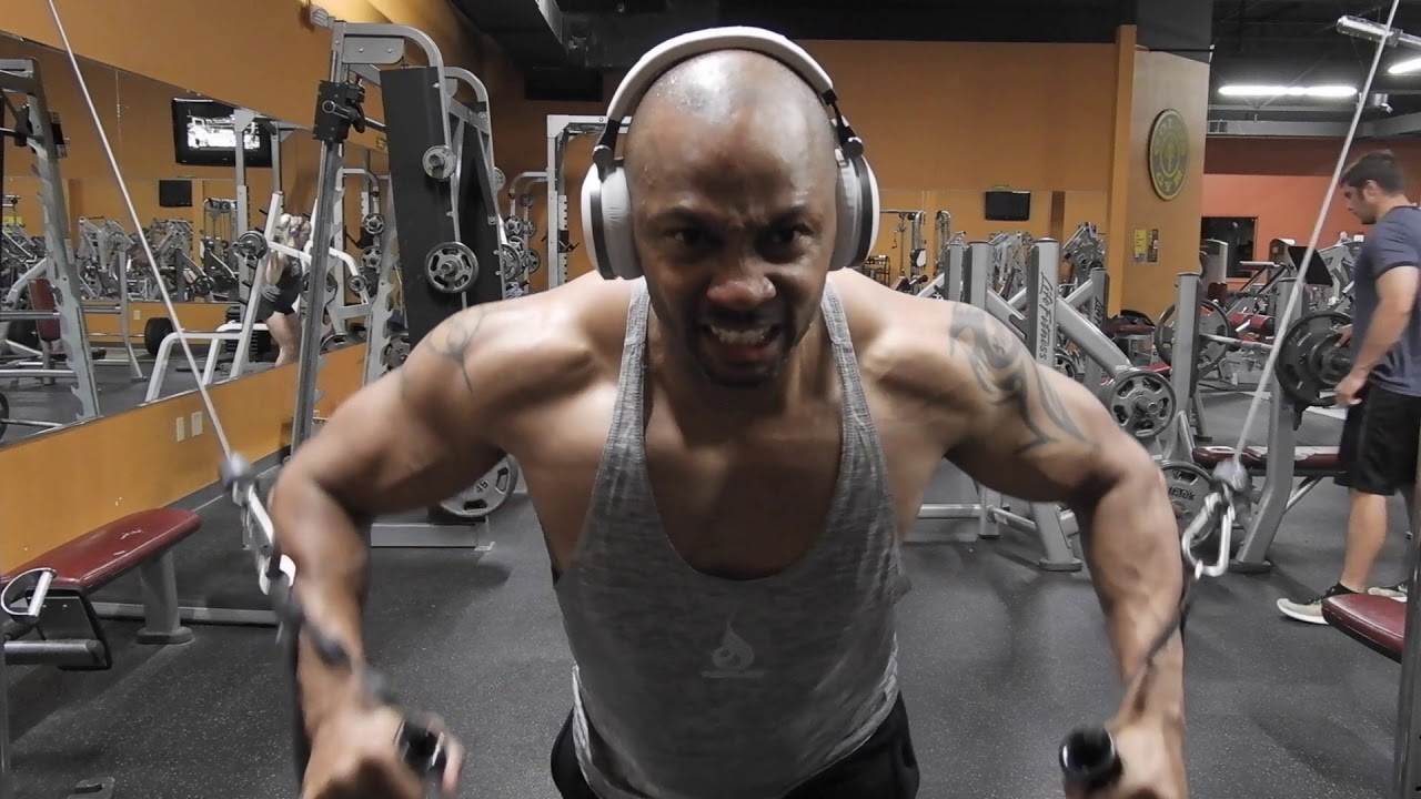Chest Striations: No Bench Press/Top off Protein 1.1 - YouTube