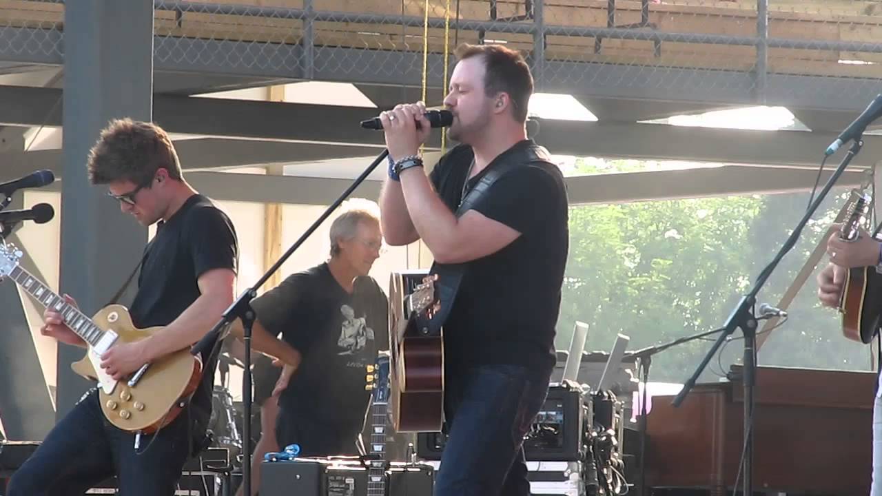 Deric Ruttan - Mine Would Be You (Cavendish, PE) - YouTube