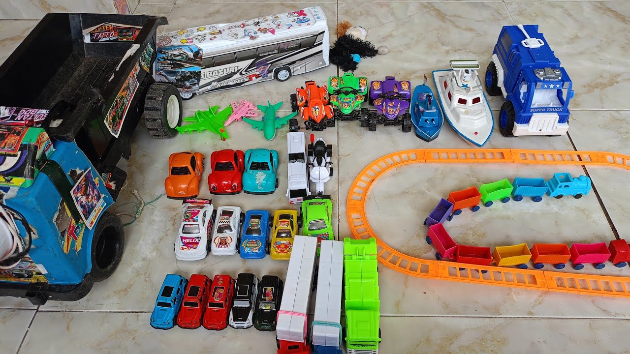 MELETUS BALON DAPAT HADIAH MAINAN KAPAL SPEED BOAT, TRUK, KERETA API ...